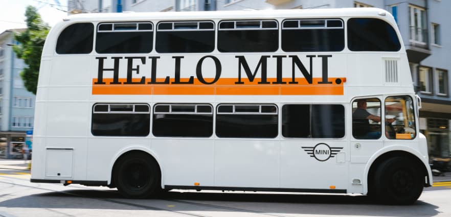 MINI London Bus x 25hours Hotel Langstrasse. - Europaallee